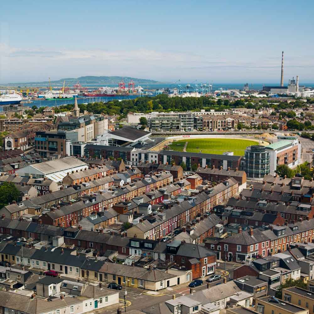Estudia, vive y trabaja en Dublín, la capital verde de Irlanda
